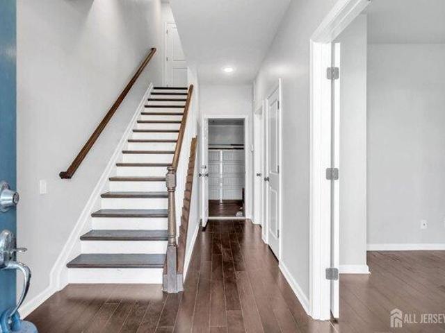 house with 3 bedroom, North Brunswick NJ ES105191843