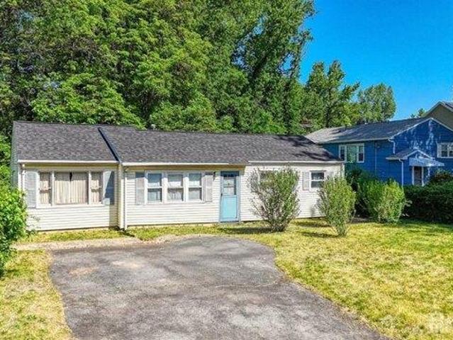house with 3 bedroom, North Brunswick NJ ES105288705
