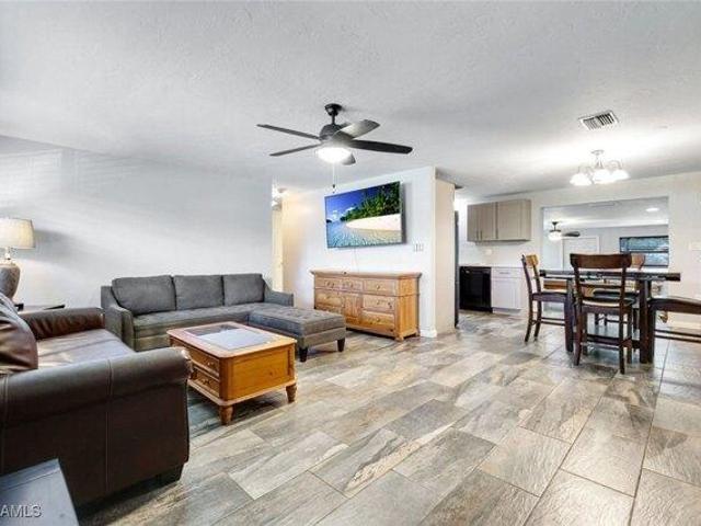 house with 3 bedroom, North Fort Myers FL DS92416051