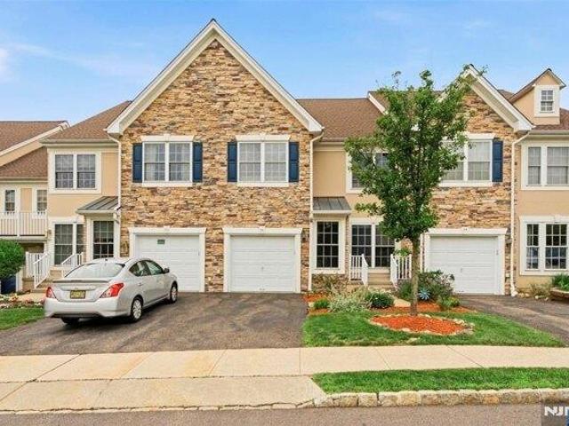 house with 3 bedroom, North Haledon NJ ES104835770