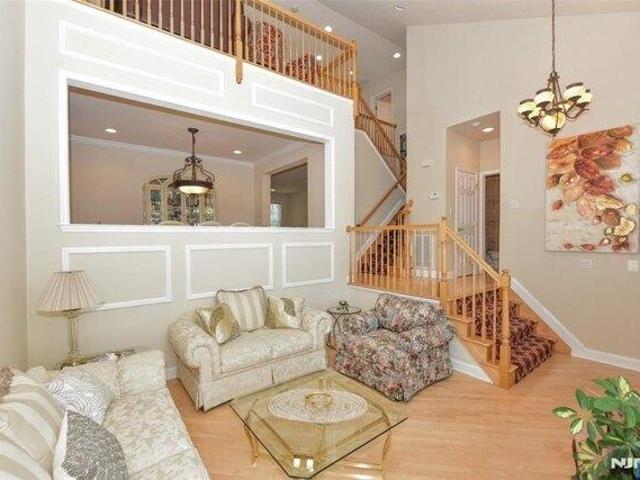 house with 3 bedroom, North Haledon NJ ES103619254