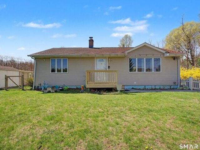 house with 3 bedroom, North Haven CT DS101632239