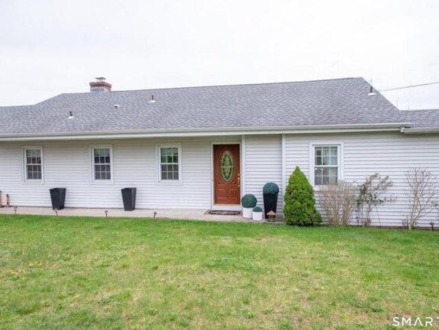 house with 3 bedroom, North Haven CT DS101897050