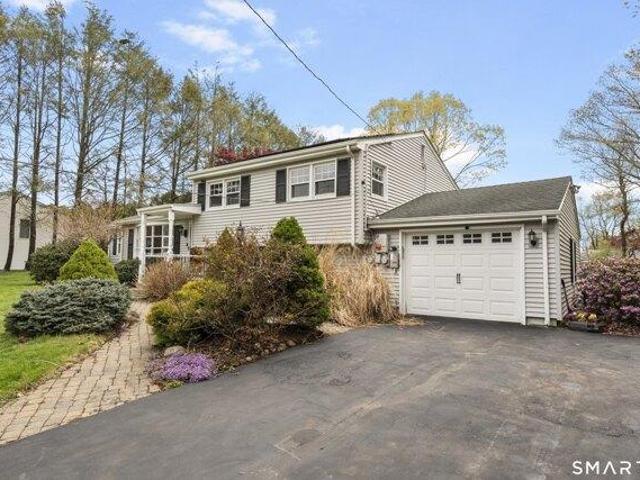 house with 3 bedroom, North Haven CT DS102027417
