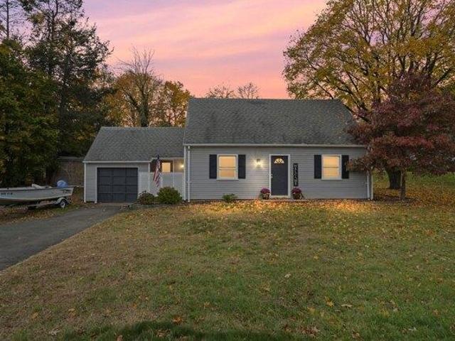 house with 3 bedroom, North Haven CT DS102257321