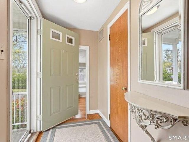 house with 3 bedroom, North Haven CT DS103185374