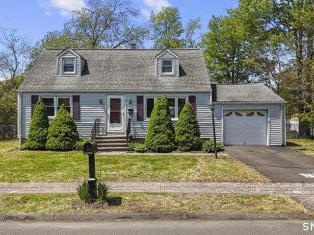 house with 3 bedroom, North Haven CT DS103100625