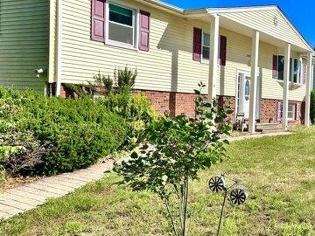 house with 3 bedroom, North Haven CT DS104298028