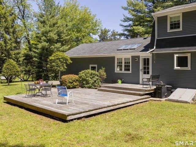 house with 3 bedroom, North Haven CT ES103098443