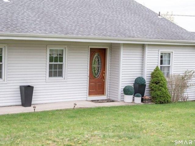 house with 3 bedroom, North Haven CT ES103158468