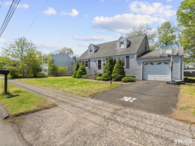 house with 3 bedroom, North Haven CT ES103100625