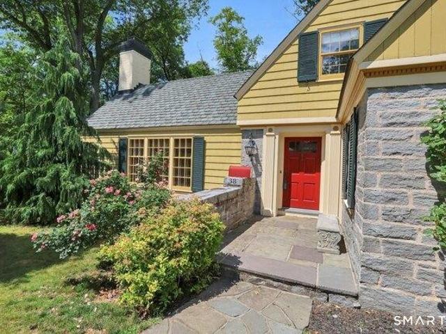 house with 3 bedroom, North Haven CT ES104811830
