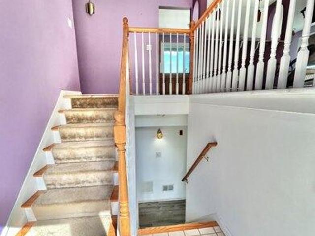 house with 3 bedroom, North Haven CT ES104835730