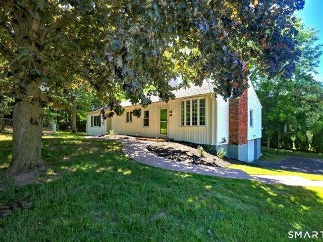 house with 3 bedroom, North Haven CT ES105144249