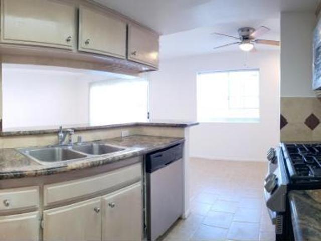 house with 3 bedroom, North Hollywood CA ES104572020