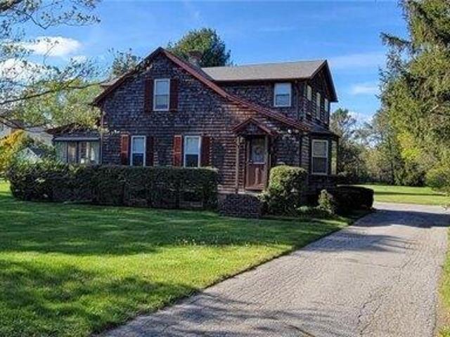 house with 3 bedroom, North Kingstown RI DLS102959747