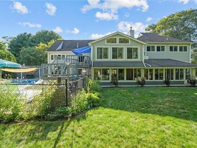 house with 3 bedroom, North Kingstown RI DS101799525
