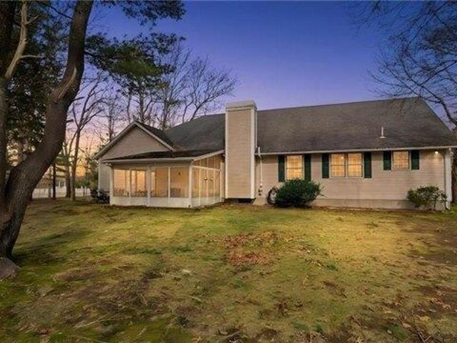 house with 3 bedroom, North Kingstown RI DS101898002