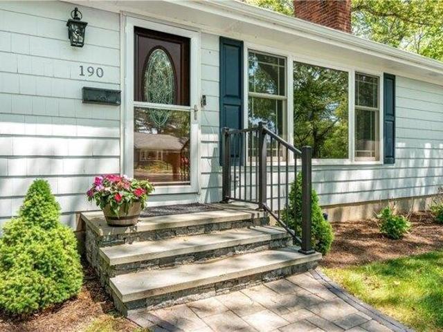 house with 3 bedroom, North Kingstown RI DS102668455