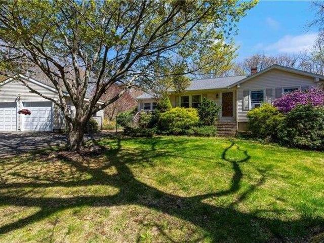 house with 3 bedroom, North Kingstown RI DS102064160