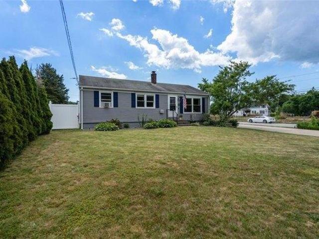 house with 3 bedroom, North Kingstown RI DS103852939