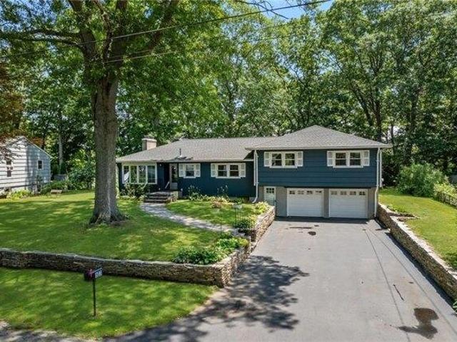 house with 3 bedroom, North Kingstown RI DS104008350
