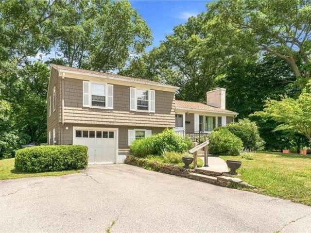 house with 3 bedroom, North Kingstown RI DS104235428