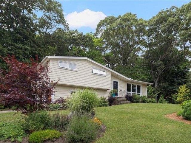 house with 3 bedroom, North Kingstown RI ES103850610