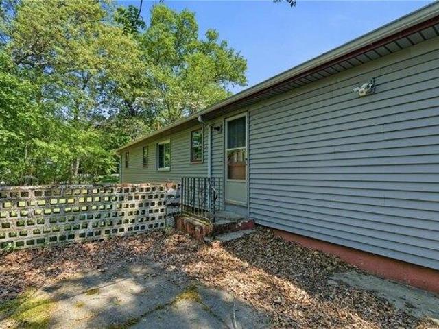house with 3 bedroom, North Kingstown RI ES103126915