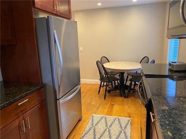 house with 3 bedroom, North Kingstown RI ES104898346