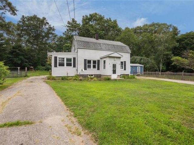 house with 3 bedroom, North Kingstown RI ES104376435