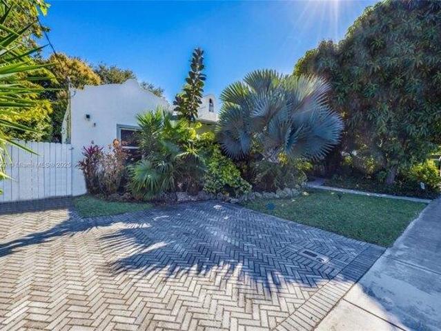 house with 3 bedroom, North Miami FL DS88762173