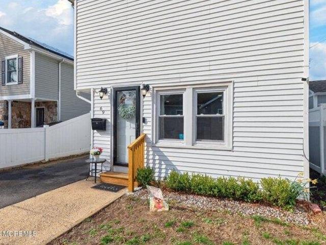 house with 3 bedroom, North Middletown NJ DLS101781649