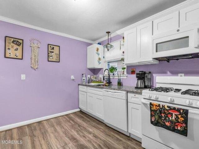house with 3 bedroom, North Middletown NJ ES104832394