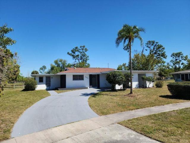 house with 3 bedroom, North Port FL DLS100973302
