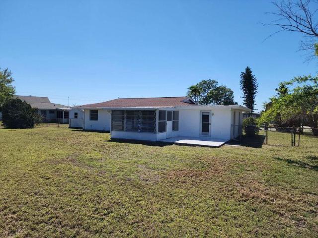 house with 3 bedroom, North Port FL ES100973302