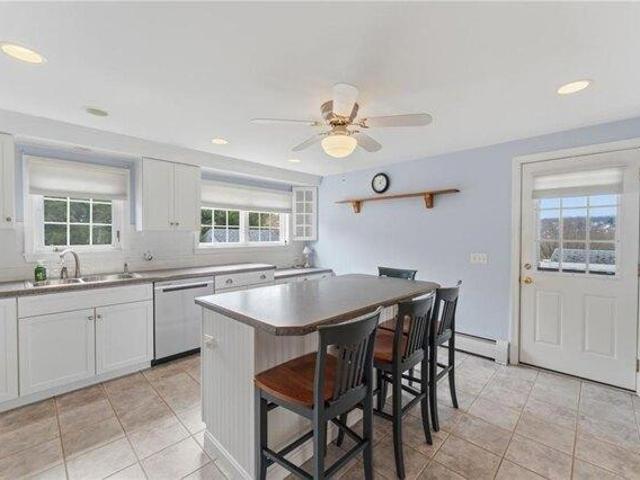 house with 3 bedroom, North Providence RI DLS102479105
