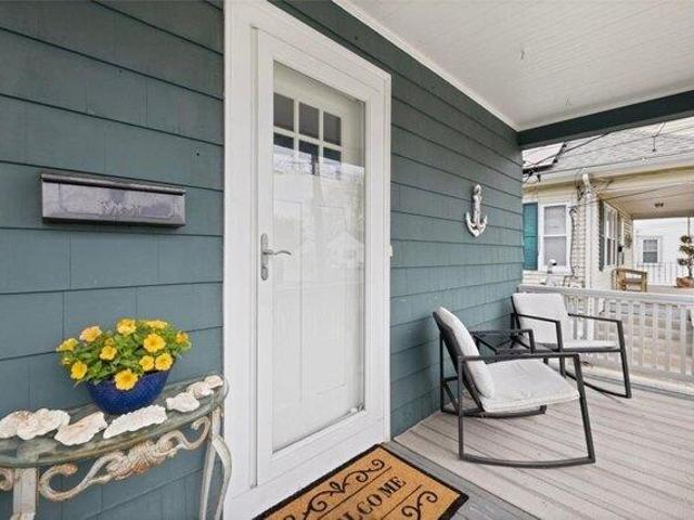 house with 3 bedroom, North Providence RI DLS102594800