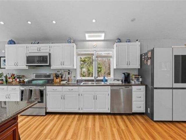 house with 3 bedroom, North Providence RI DS103127543