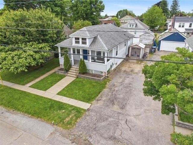 house with 3 bedroom, North Providence RI DS103495422