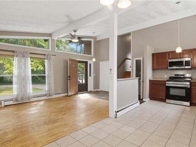 house with 3 bedroom, North Providence RI DS103931732