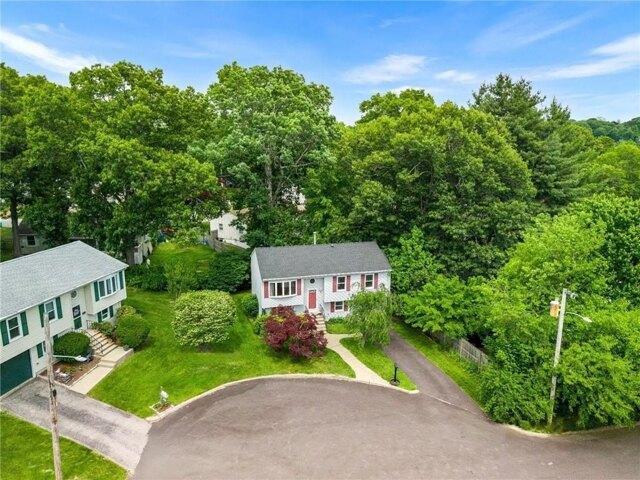 house with 3 bedroom, North Providence RI ES104045152