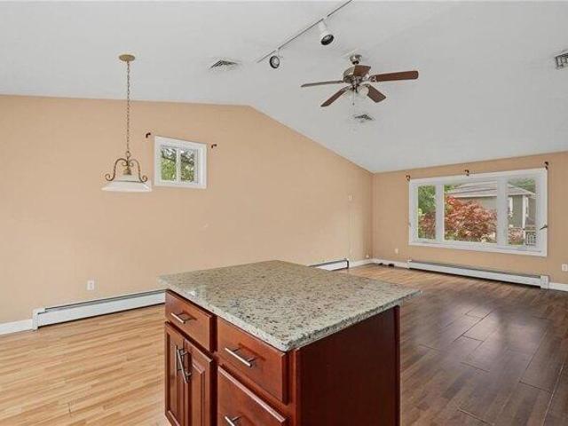 house with 3 bedroom, North Providence RI ES105094552
