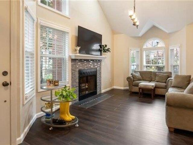 house with 3 bedroom, North Providence RI ES105094761