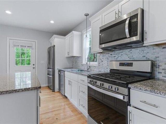 house with 3 bedroom, North Providence RI ES105106836