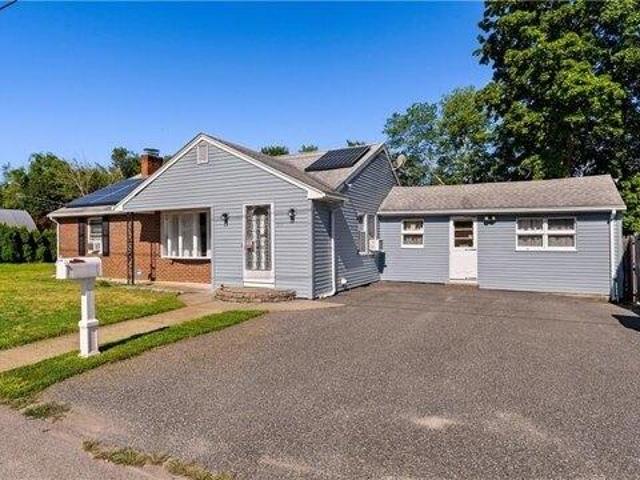 house with 3 bedroom, North Providence RI ES105108556