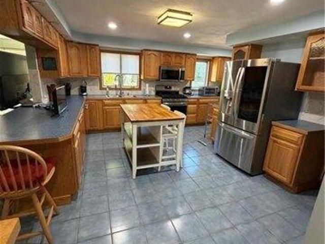 house with 3 bedroom, North Providence RI ES105206510