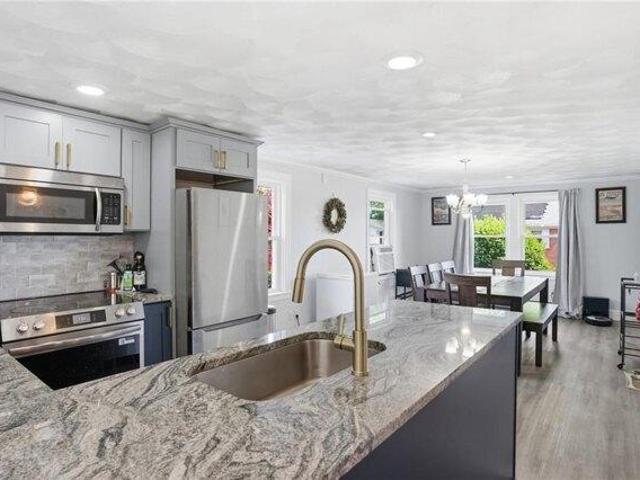 house with 3 bedroom, North Providence RI ES103070380