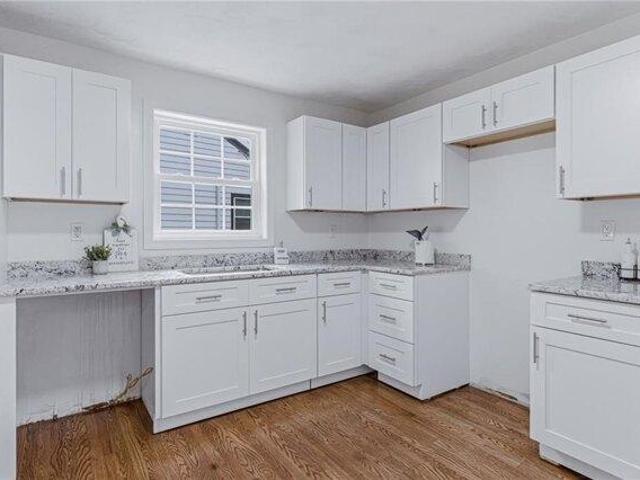 house with 3 bedroom, North Providence RI ES103071263
