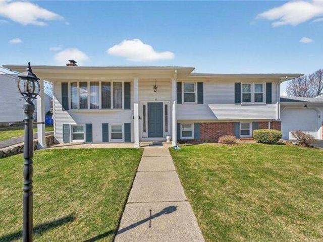 house with 3 bedroom, North Providence RI ES103159485